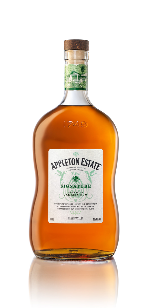 Shop Appleton Estate Signature Blend Rum 1lt at Liquorland